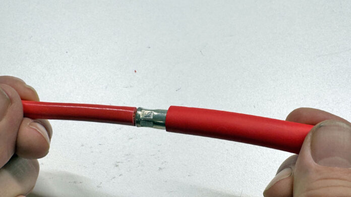 Foto-Anleitung Crimpen: Kabel verbinden (ab 10 mm²)