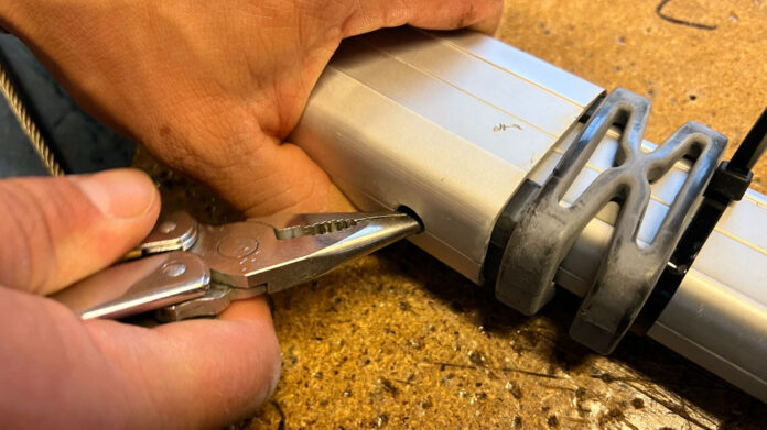 Foto-Anleitung: Gasdruckfeder im Seldén-Rodkicker tauschen